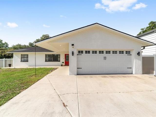 80 NE 62nd St, Ocala, FL 34479