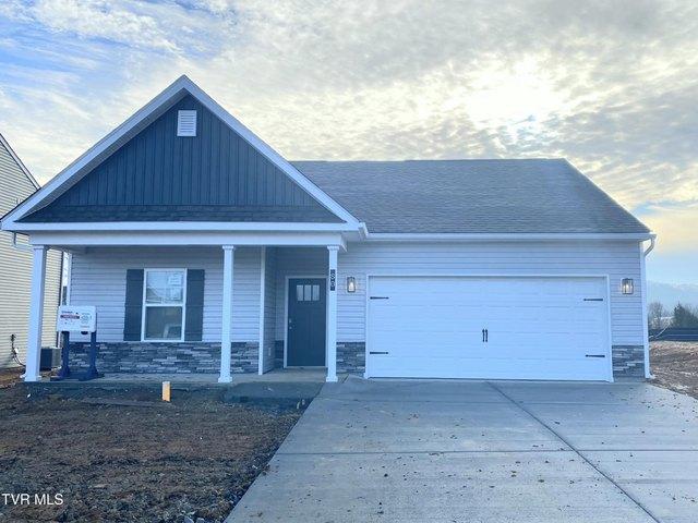 80 Ollie St, Johnson City, TN 37615