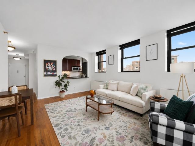 80 Park Ave # 4D