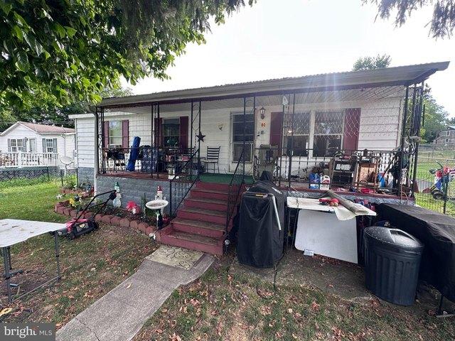 80 Potomac St, Paw, WV 25422