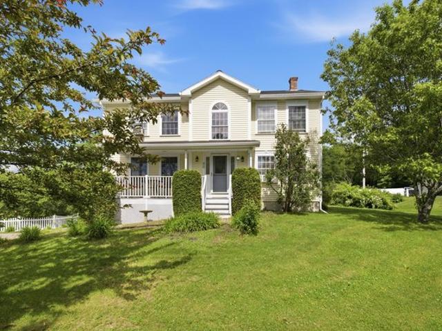 80 River Rd, Biddeford, ME 04005