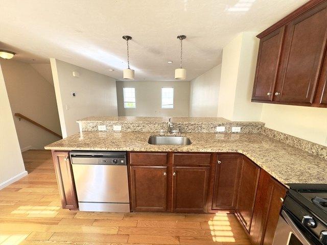80 Rogers St Unit 503, Lowell, MA 01852