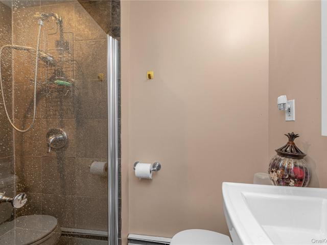 80 Rosalie Ct W, East Meadow, NY 11554 | MLS #1024