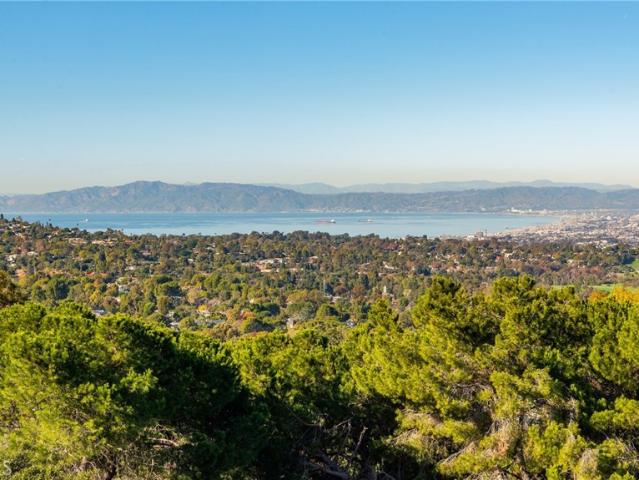 80 Saddleback Rd, Rolling Hills, CA 90274 | MLS #PV26056 | Compass