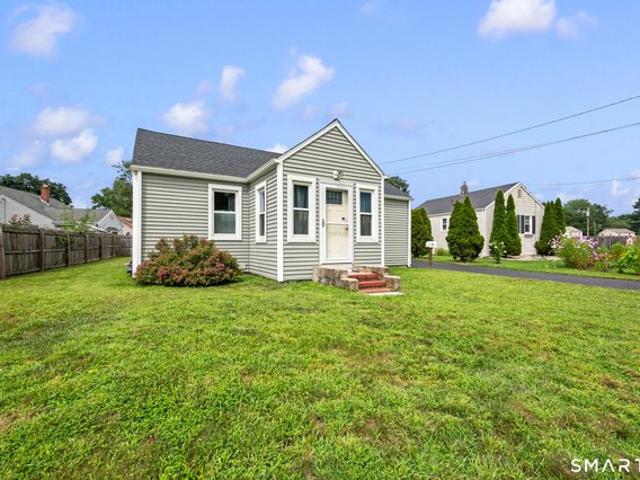 80 Suffolk Dr, East Hartford, CT 06118