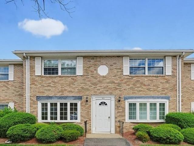 80A Washington Park Dr Apt 1, Andover, MA 01810