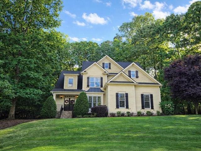 8104 Henderson Rd, Apex, NC 27539