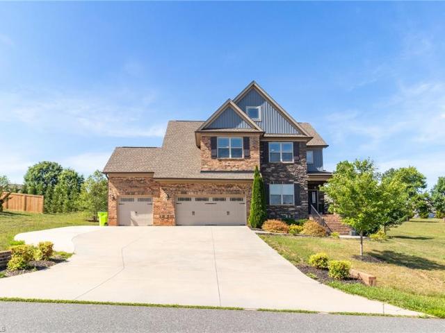 8104 Ridgeback Court