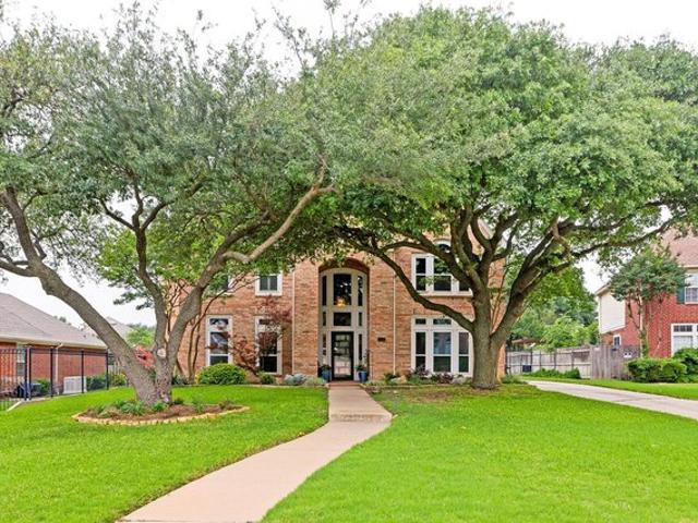 8104 Sun Meadows Ct, Fort Worth, TX 76123