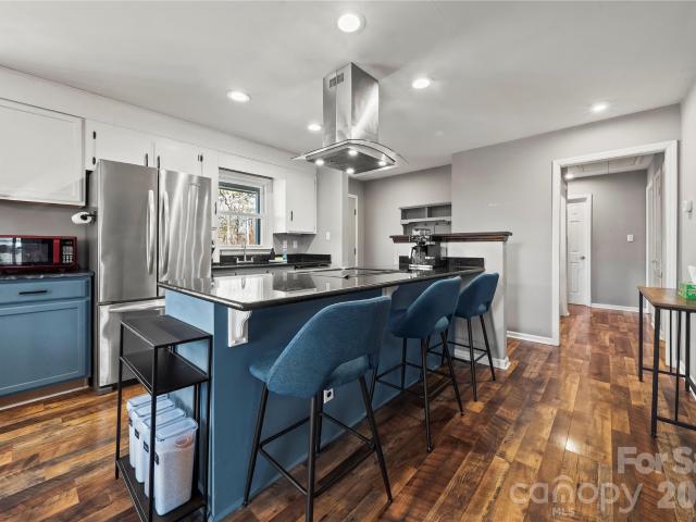 8105 Marcus Lane