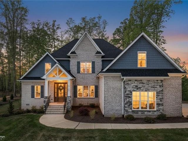 8105 Odin Ct, Stokesdale, NC 27357