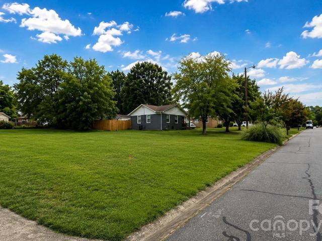 8105 Wynnview Road