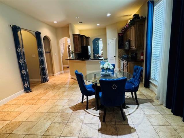 8105 Winter Falls Trail