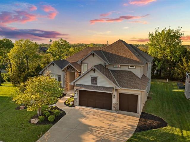 8106 Millridge St, Lenexa, KS 66220 | MLS #2615 | Compass