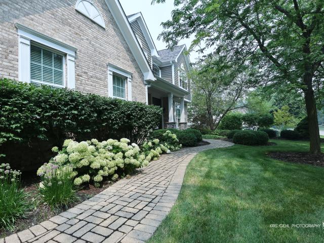 8106 Boulder Court