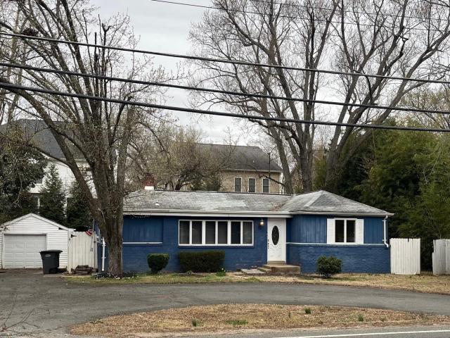 8106 Fort Hunt Road