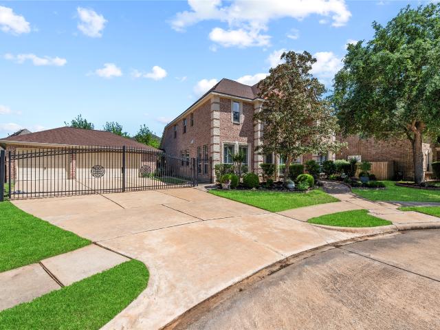 8106 Hollowhaven Ct, Houston, TX 77095 | MLS #86695 | Compass