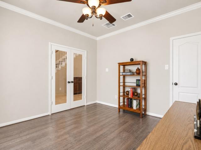 8106 Little Scarlet Street