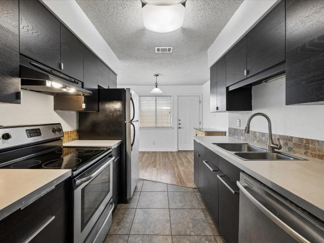 8106 Sonnet Ave # 101