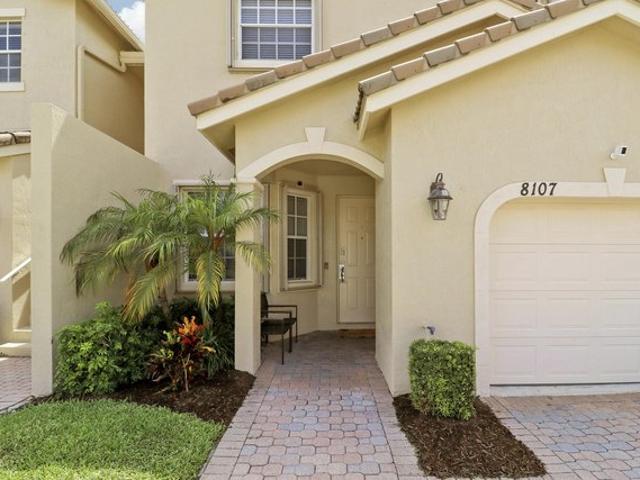 8107 Carnoustie Pl, Port Saint Lucie, FL 34986