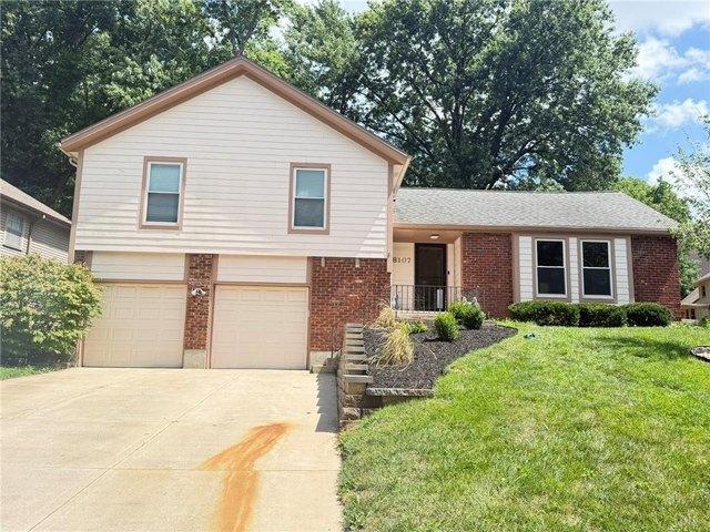 8107 Hauser St, Lenexa, KS 66215