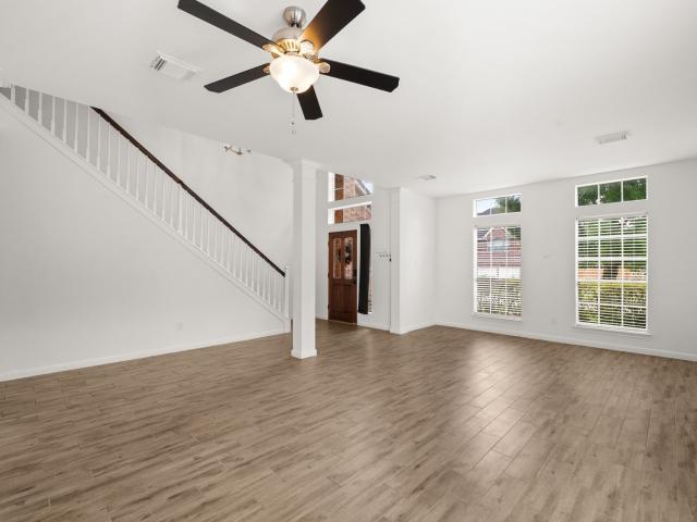 8107 Trophy Place Drive