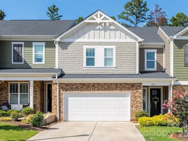 8108 Merryvale Ln, Charlotte, NC 28214