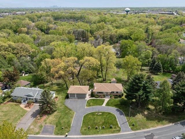 8108 Mount Curve Blvd, Brooklyn Park, MN 55445