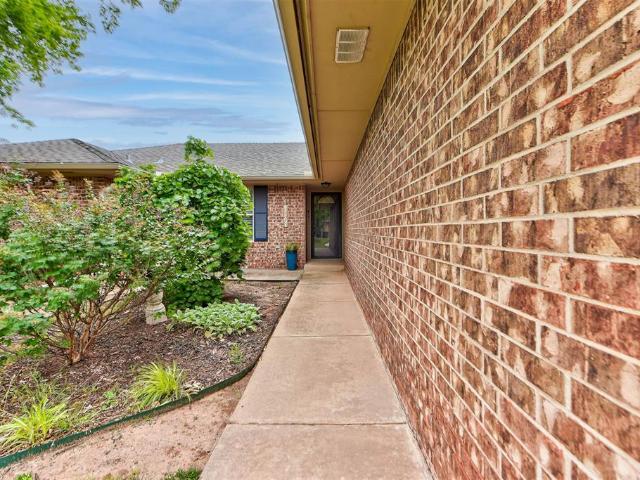 8108 NW 118th Street