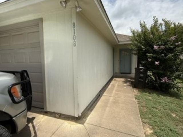 8108 Julie Ave, Fort Worth, TX 76116