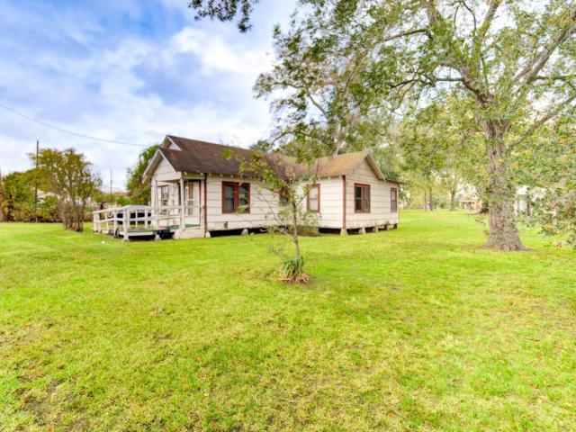 8109 Main Street