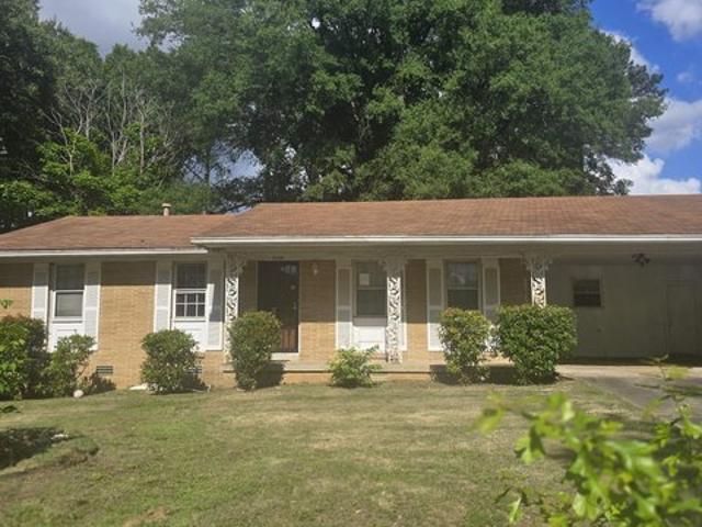 8109 McDaniel Dr, Little Rock, AR 72209