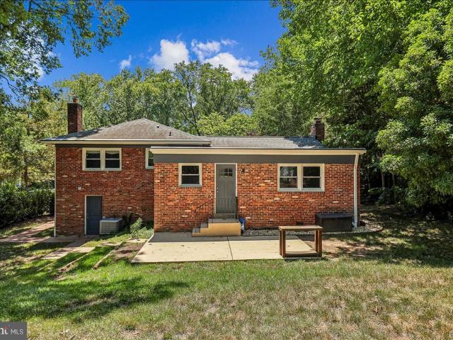 8109 Bainbridge Road