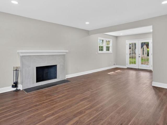 8109 Carrick Lane