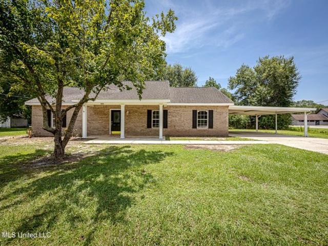 8100 Ocean Springs Rd, Ocean Springs, MS 39564