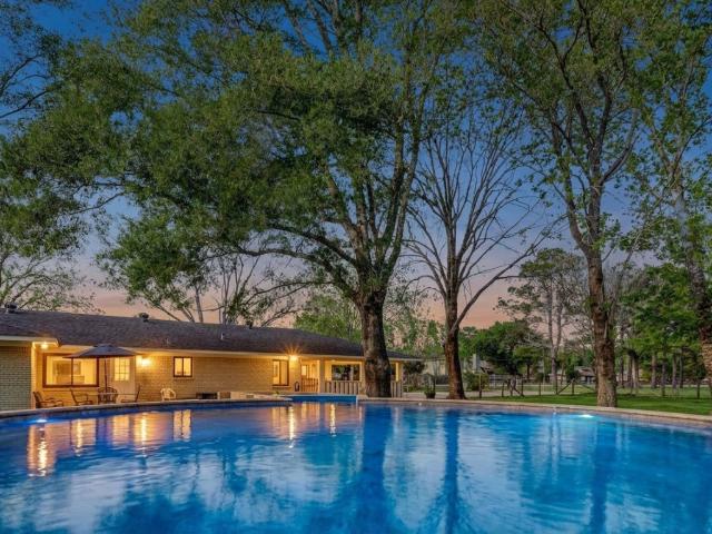 8100 Bender Rd, Humble, TX 77396 | MLS #21323 | Compass