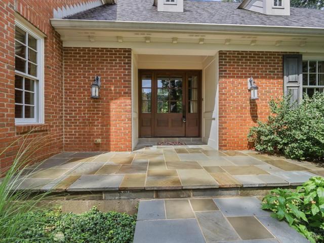 8100 Chinquapin Lane