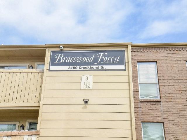 8100 Creekbend Dr 120
