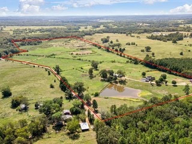 8100 E County Road 334, Henderson, TX 75654