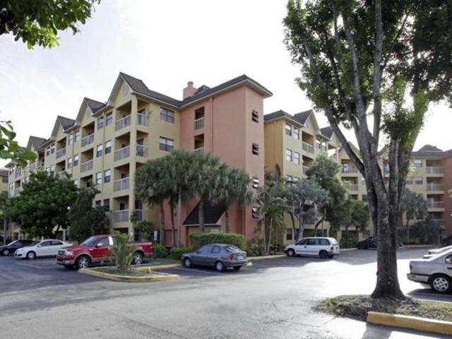 8100 Geneva Ct #343, Doral, FL 33166