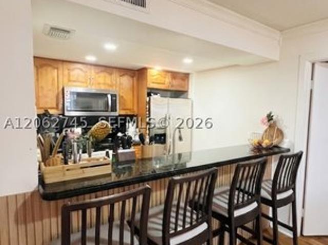 8100 Geneva Ct Apt 137, Doral, FL 33166