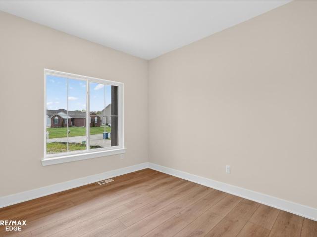 8100 Peninsula Circle