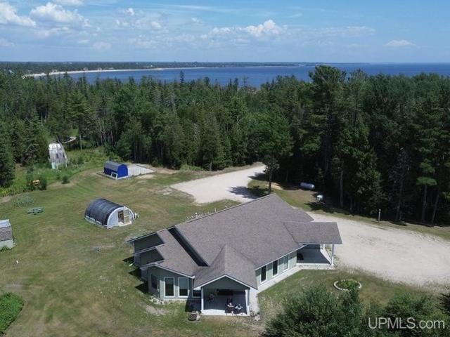 8100 W US 2 Hwy, Manistique, MI 49854