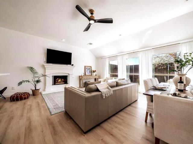 8101 Lido Court