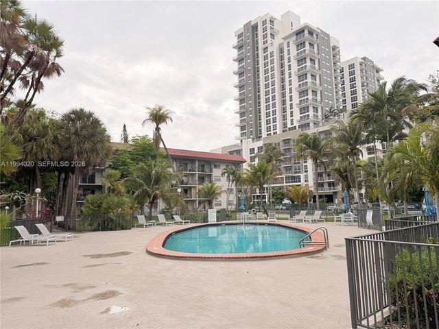 8101 SW 72nd Ave Apt 403W, Miami, FL 33143