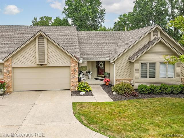 8101 Sawgrass Trail