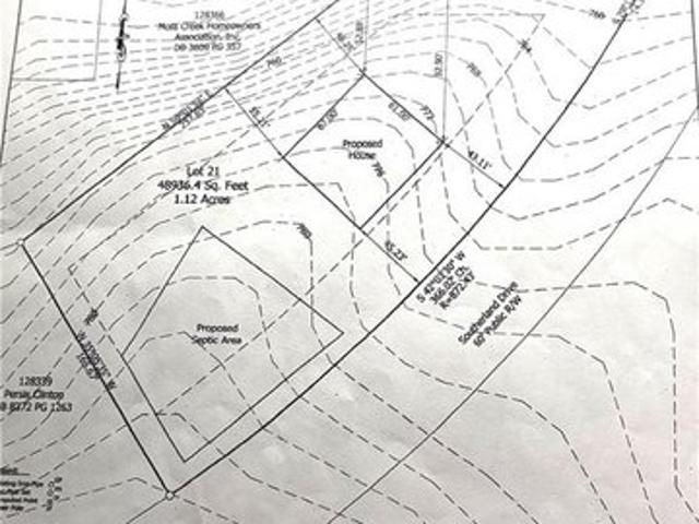 8101 Southerland Dr, Browns Summit, NC 27214