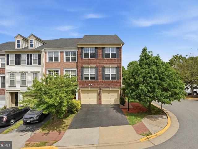 8102 Dove Cottage Ct, Lorton, VA 22079 | MLS #VAFX2296