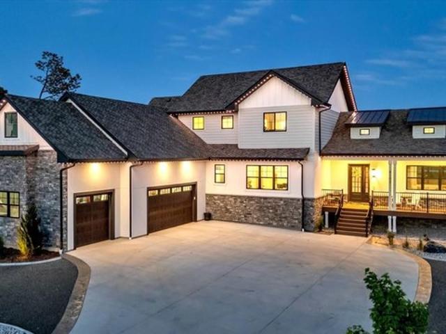 8102 Dreamers Ridge Rd, Longmont, CO 80504