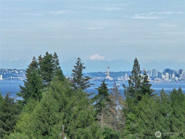 8102 E Perelli Lane